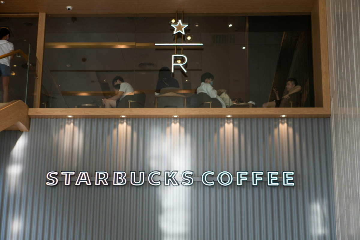 Starbucks Stores by Country 2026